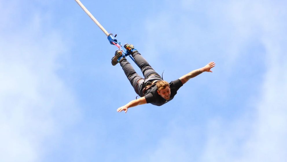 UK Bungee Jump - Young Lives vs Cancer